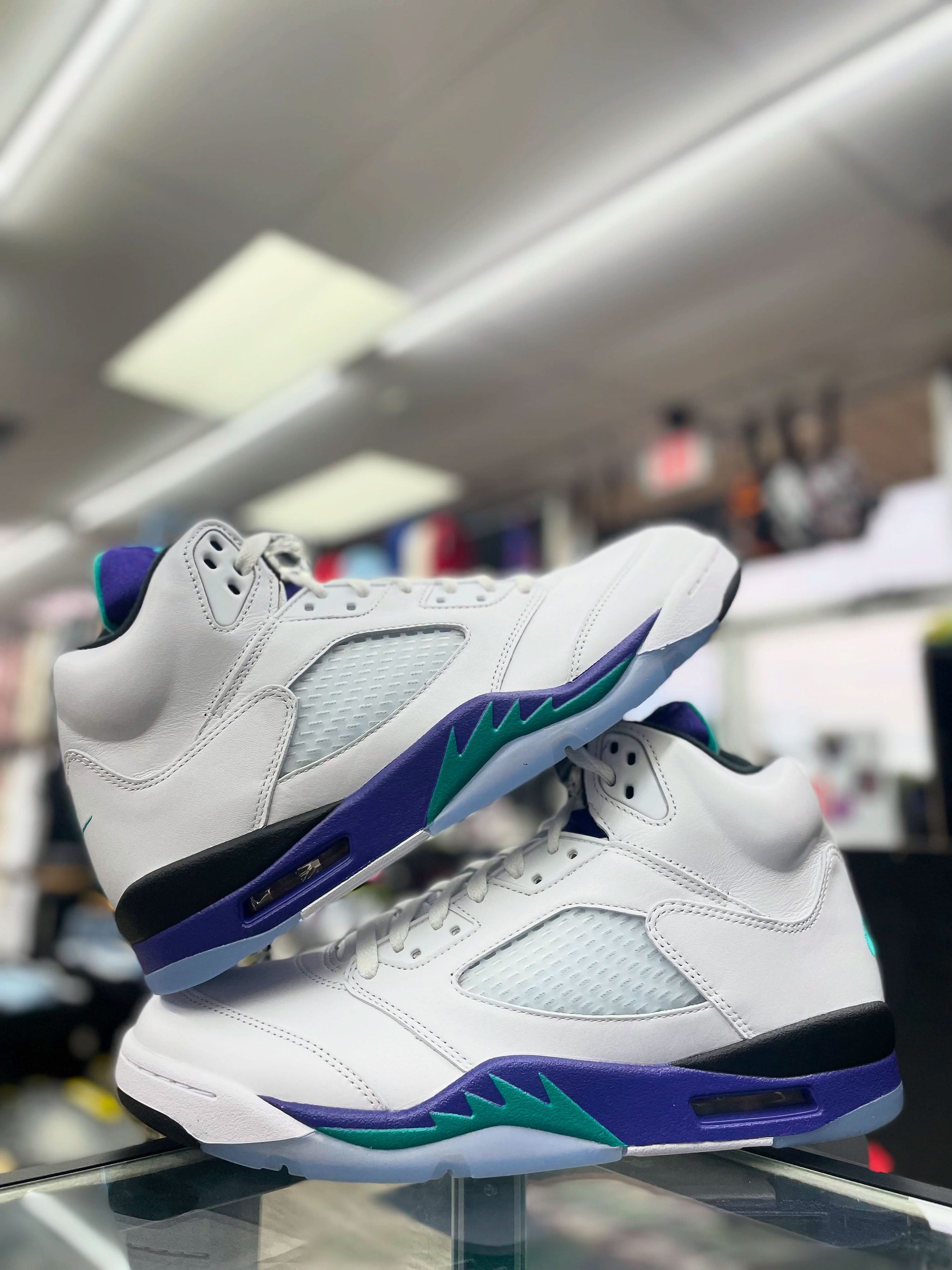 Air Jordan Retro 5 “Grape” (MEN)