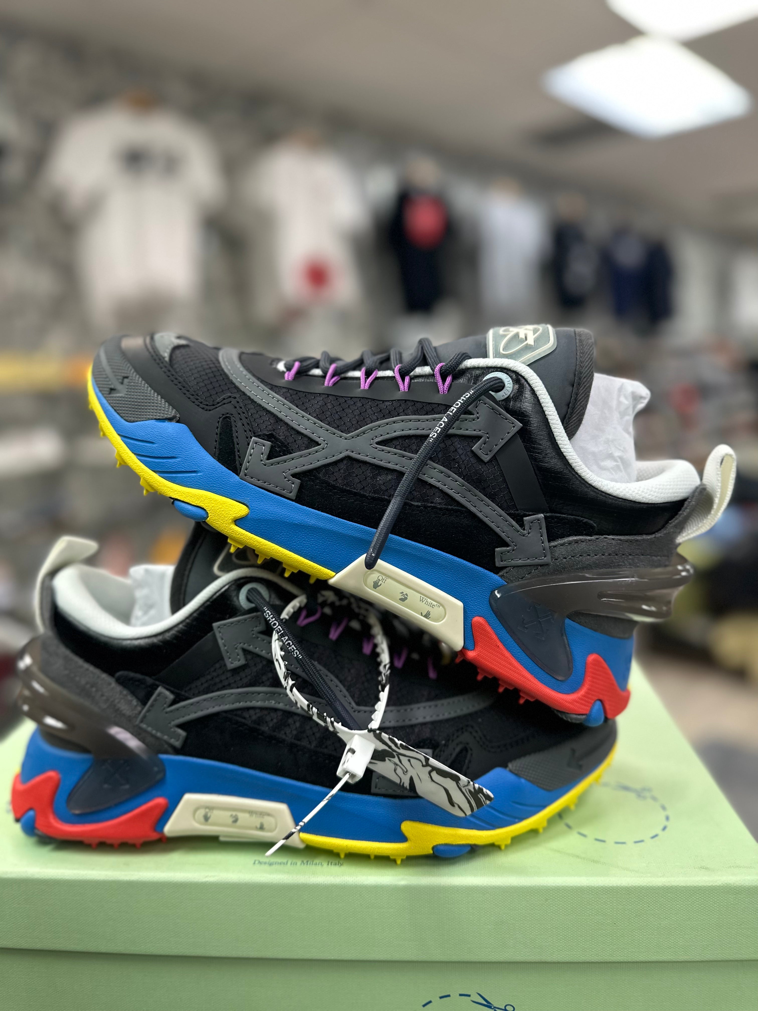Off White Off White